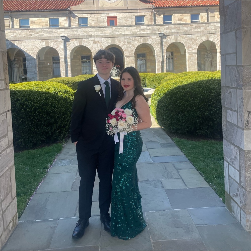 Forest Green Prom Dress Worn Once For A Couple Hours. - Gem